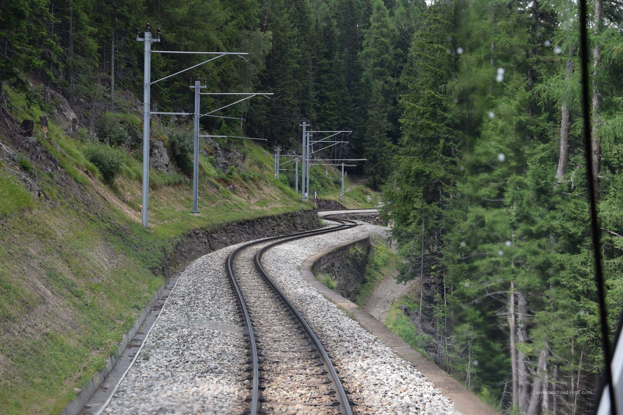 Schienen - Die Weltenbummler