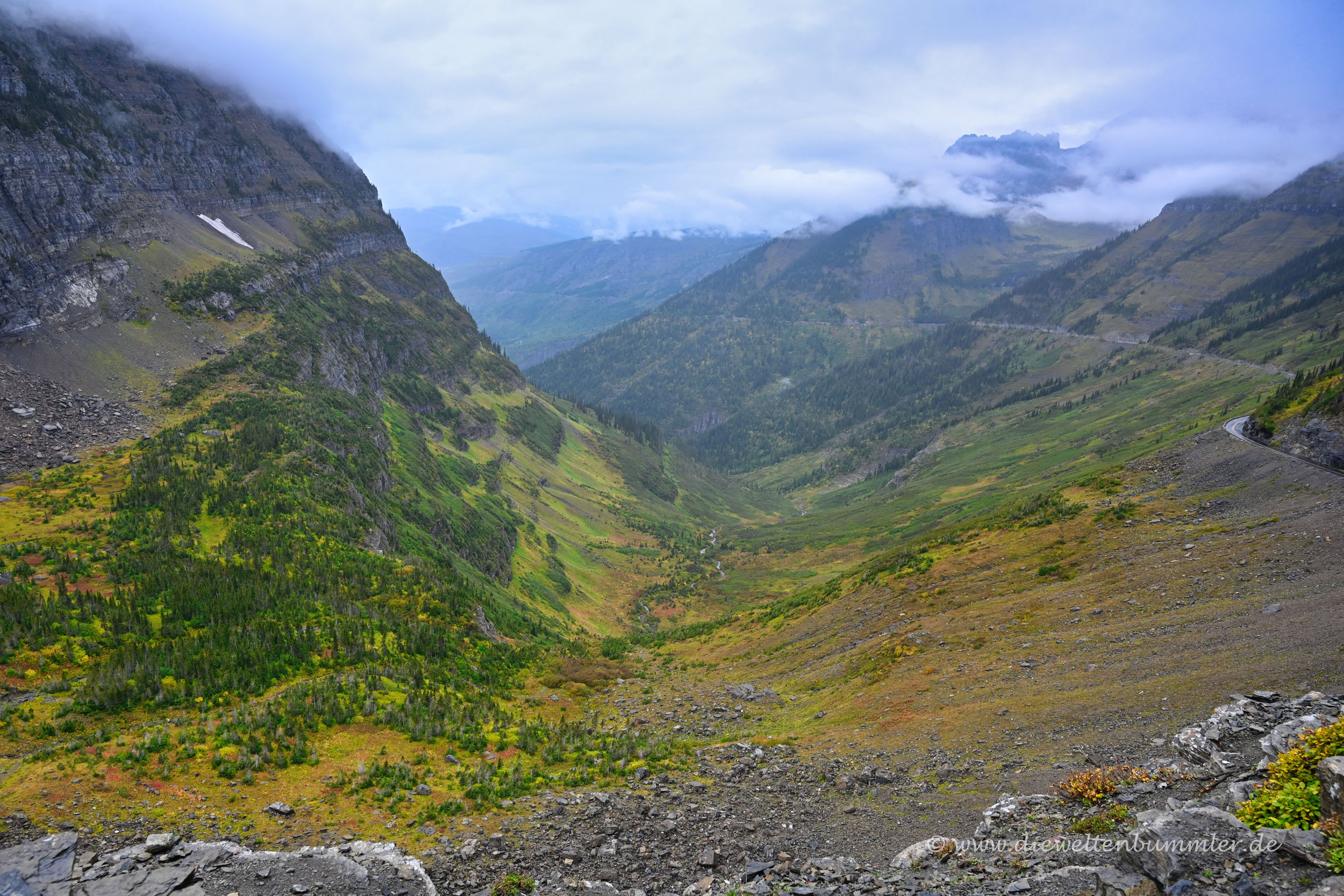 Ausblick in das Tal - Die Weltenbummler